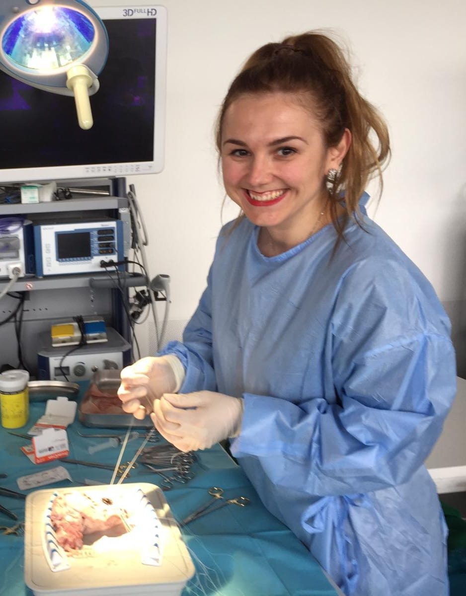 Od Tuzle do operacijske sale u Njemačkoj. Priča dr. Tanje Josić ...